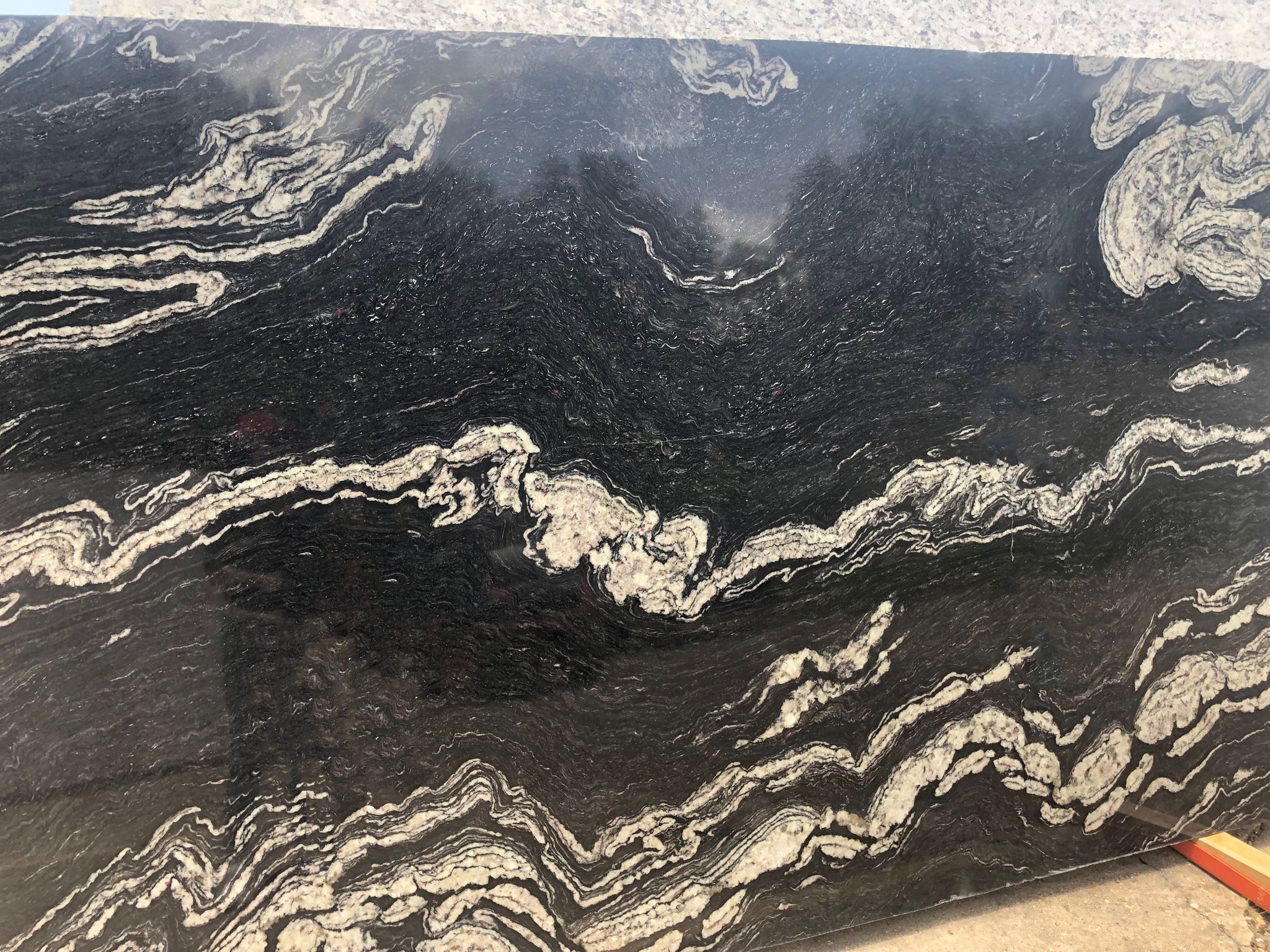 Black Titanium Quartz Slab,118''x73''x1.18'', $48/sf include installat